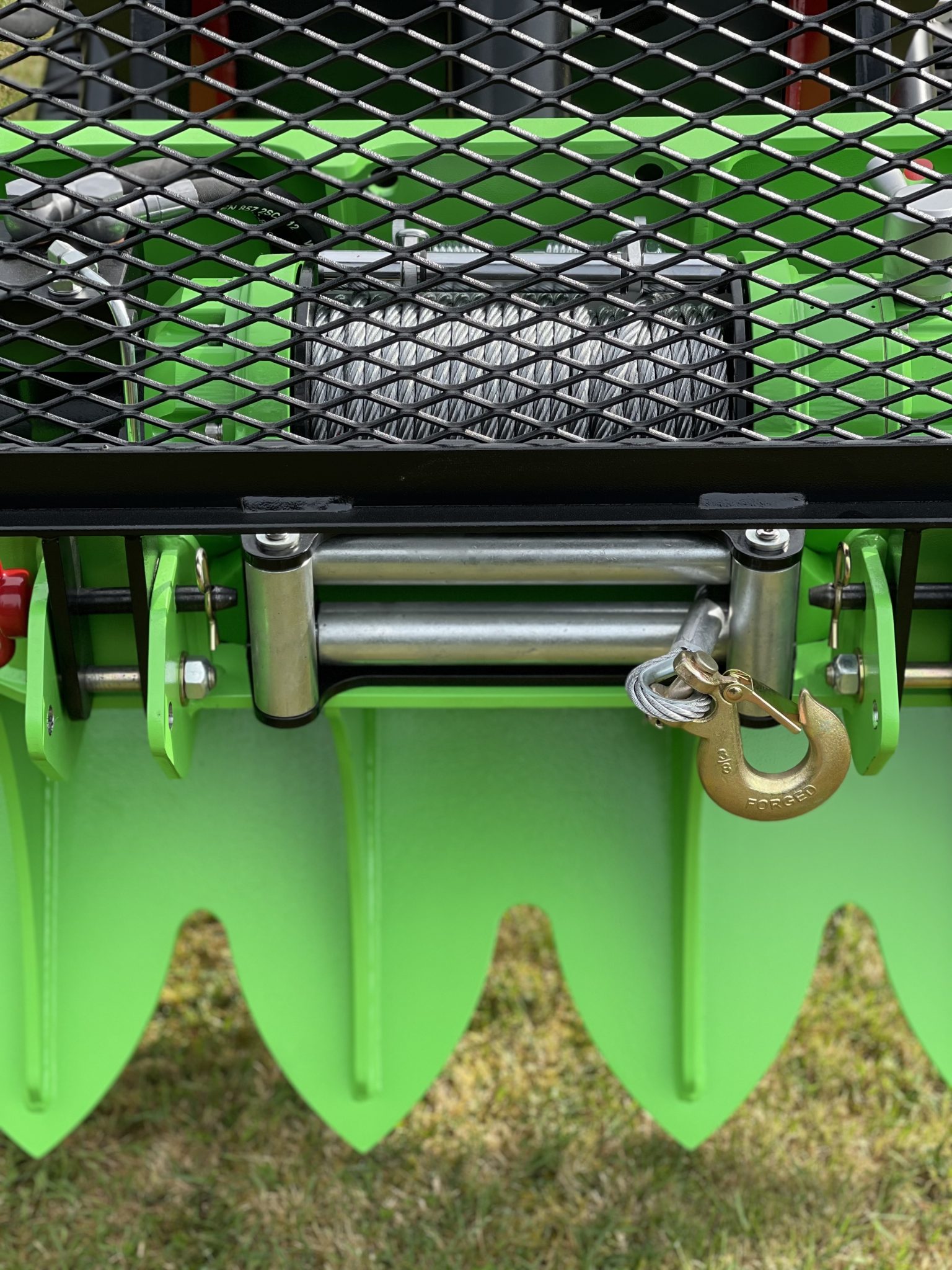 Mini Skid Steer 10k Winch MSS-FRW-100 | Reaper Attachments